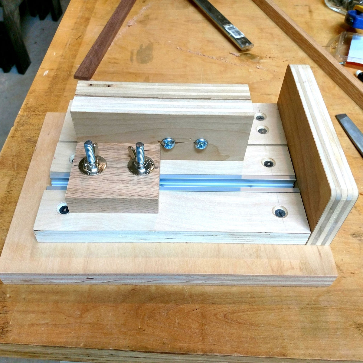 Wood-Shaving Jig – Wood Shop Essentials