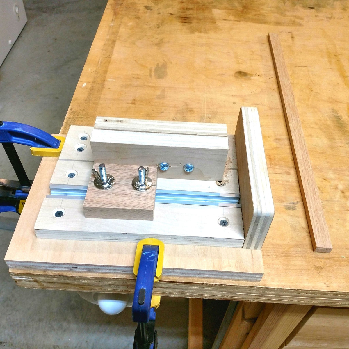 Wood-Shaving Jig – Wood Shop Essentials