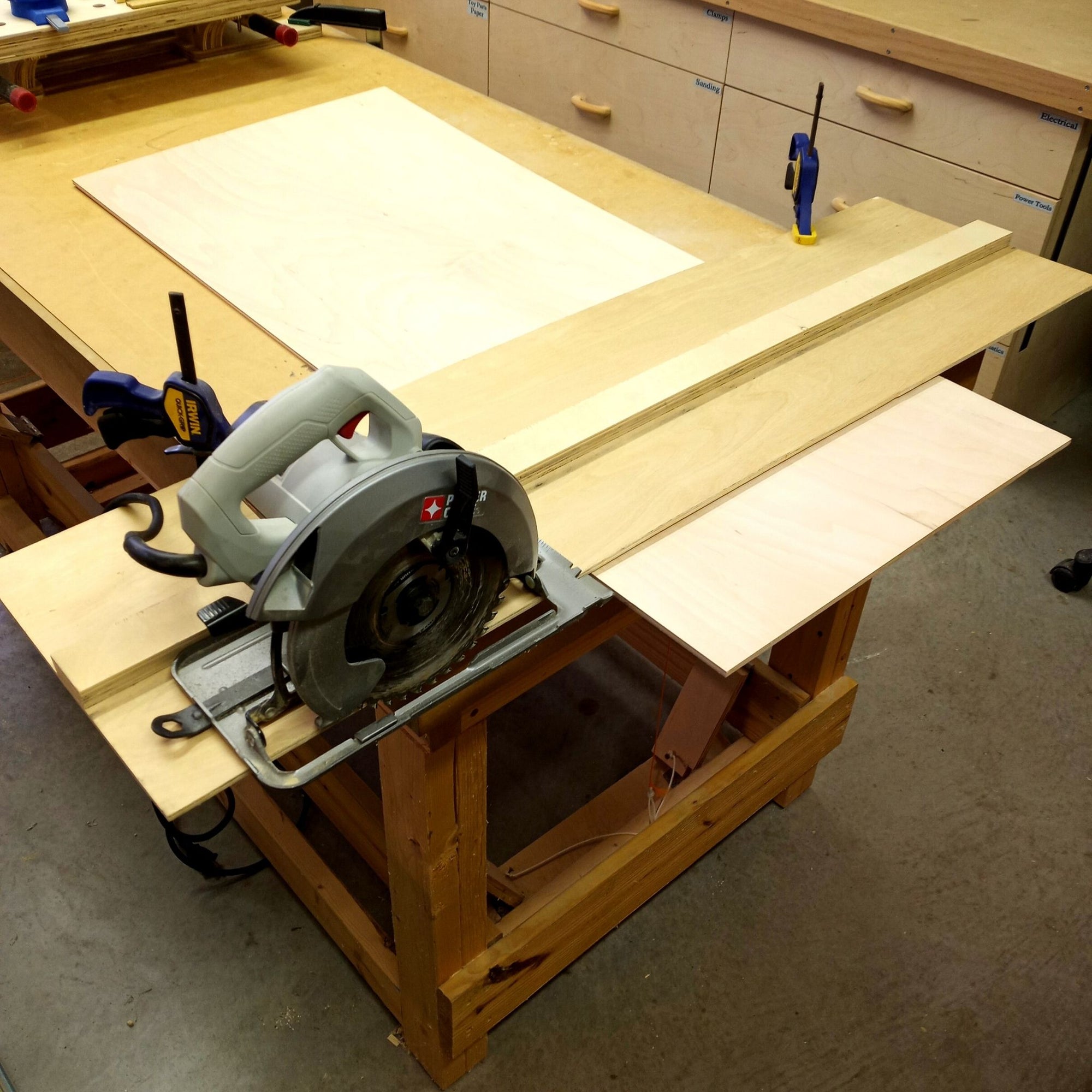 Circular Saw Edge Guide – Wood Shop Essentials